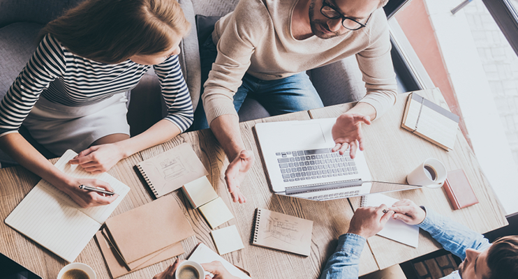 16 Must-Read Blogs on Internal Communications